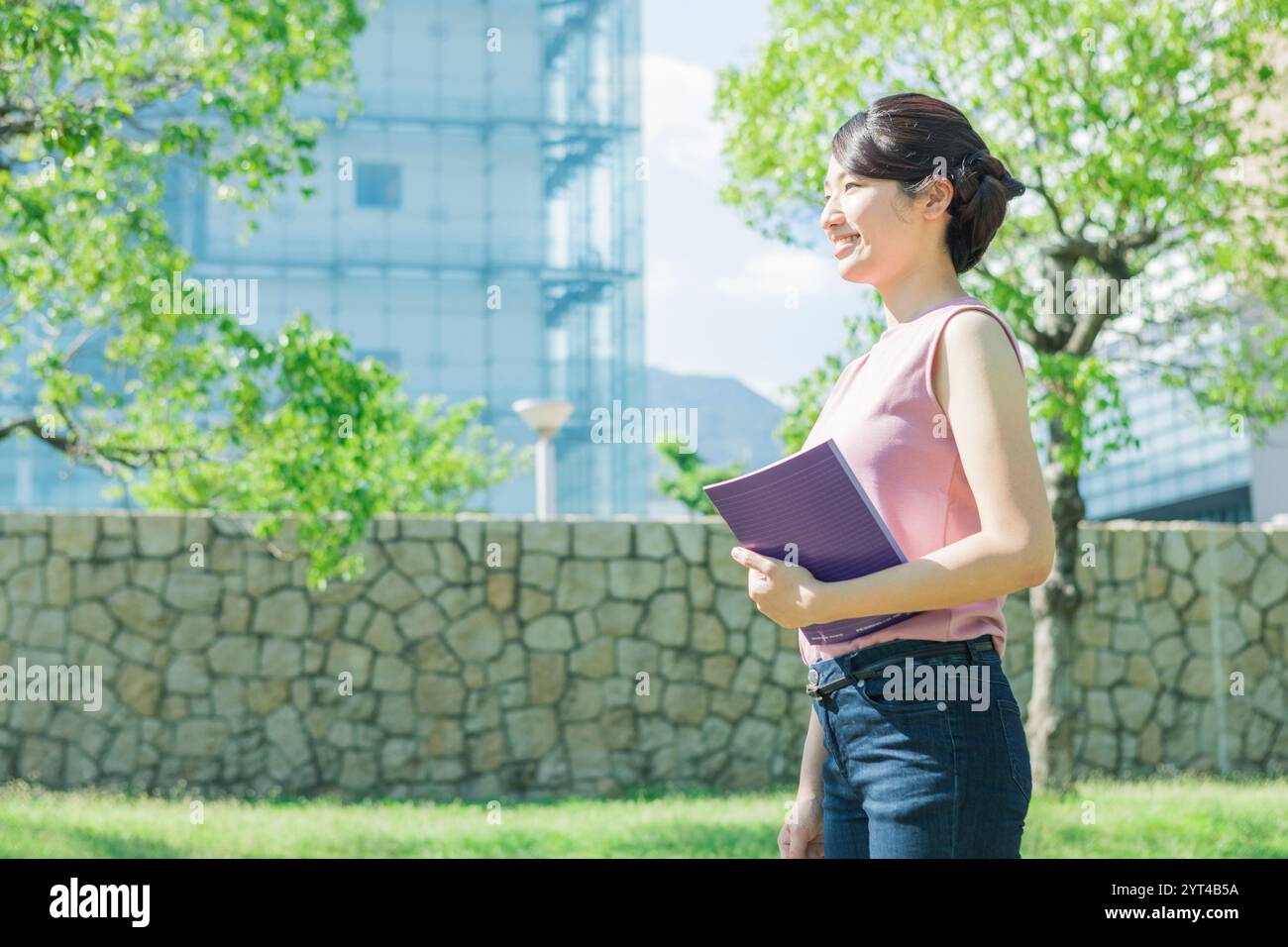 Portraits of university students Stock Photo - Alamy