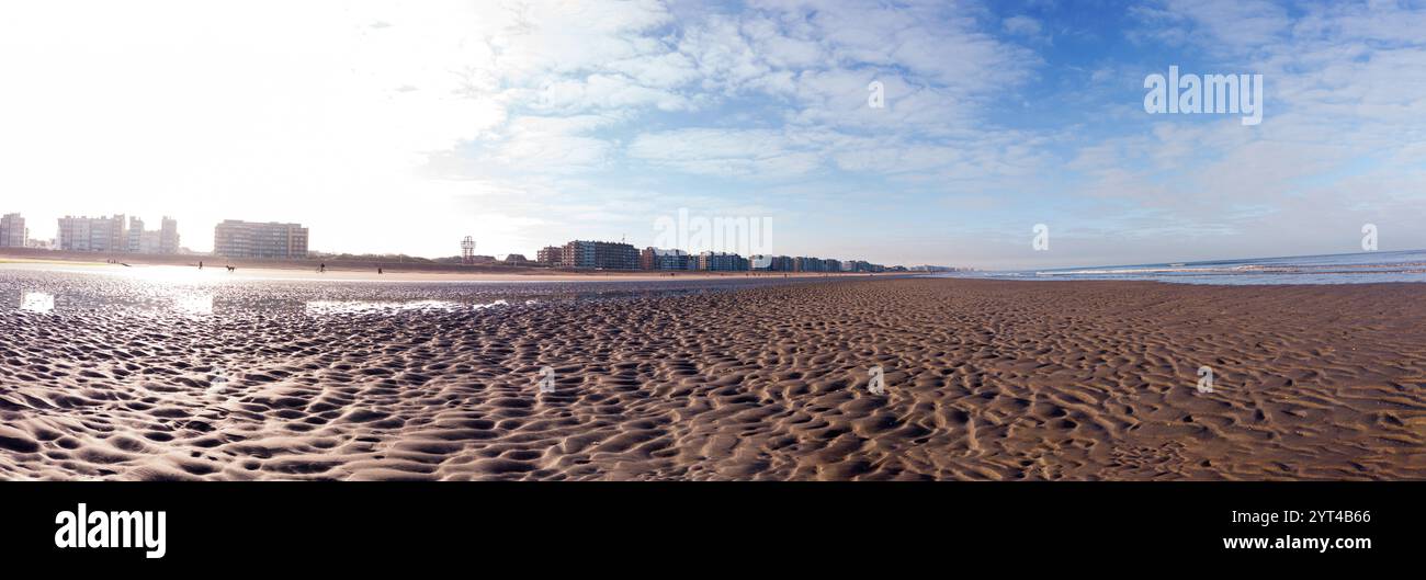 Daytime scenery perfect coastline beach hi-res stock photography and ...