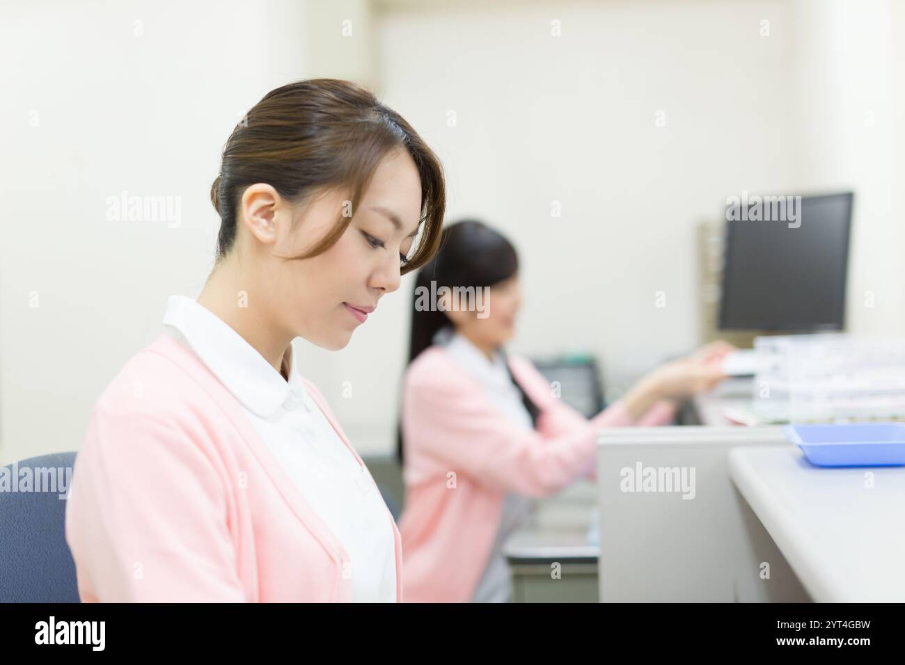 Japanese nurses patient hi-res stock photography and images - Alamy