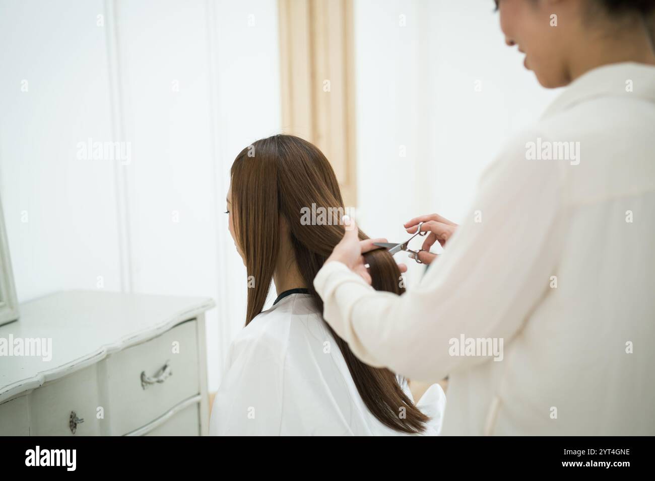 Japanese woman long hair work hi-res stock photography and images - Alamy