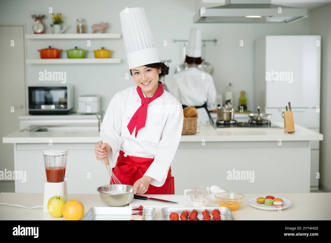 Patissier making sweets Stock Photo - Alamy