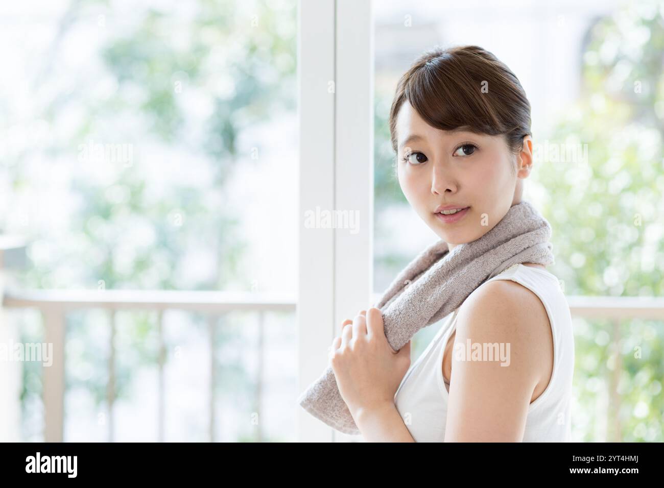 Young woman in gown hi-res stock photography and images - Alamy