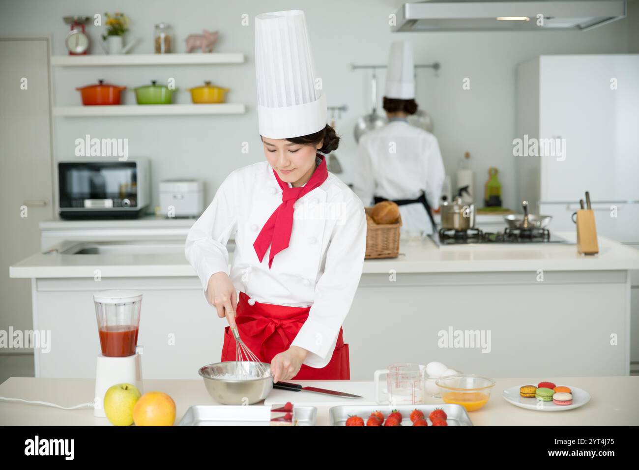 Patissier hi-res stock photography and images - Alamy