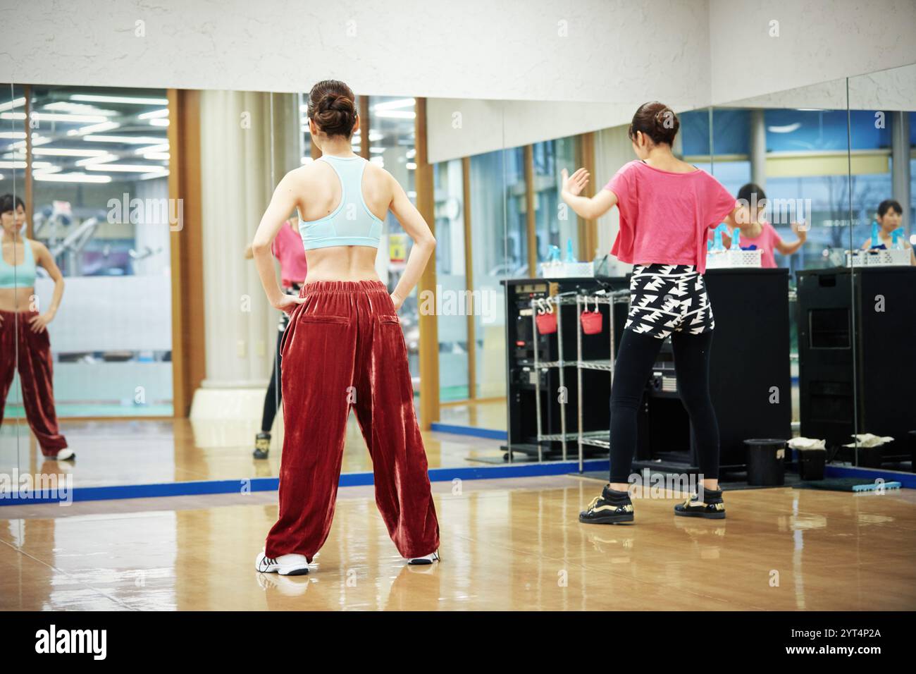 Woman practice dance gym hi-res stock photography and images - Alamy