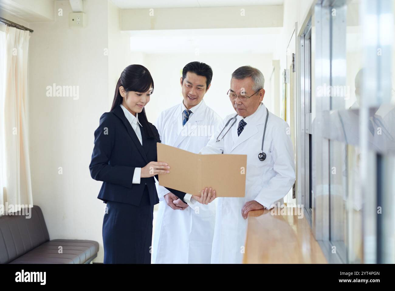 View file Medical staff Stock Photo - Alamy