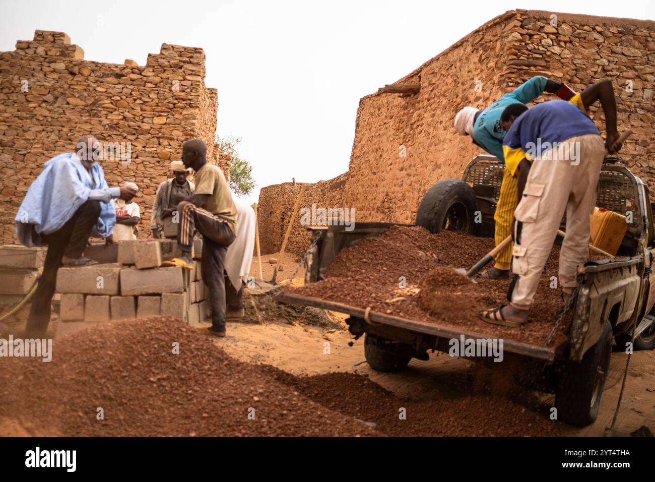 Nicolas Remene/Le Pictorium - Chinguetti buried by desert sand - 09/07 ...