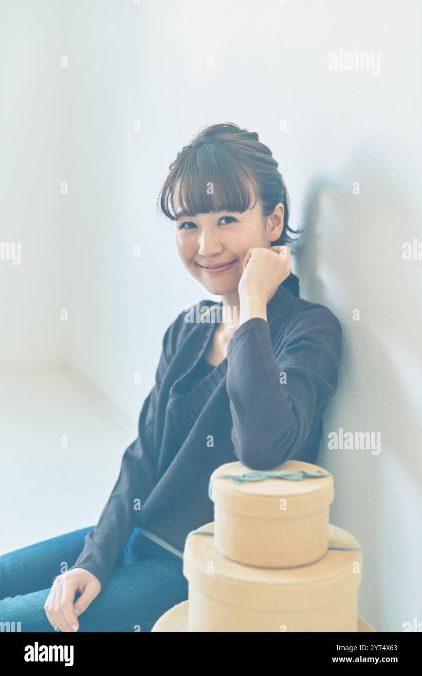 Young people hands cheering hi-res stock photography and images - Alamy