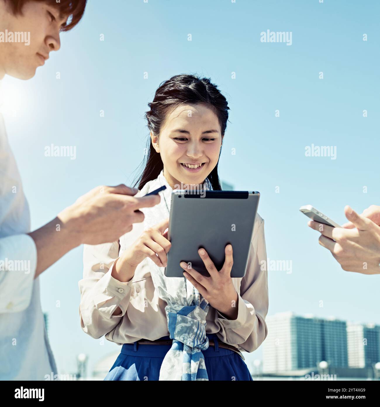 Human mobile devices hi-res stock photography and images - Alamy
