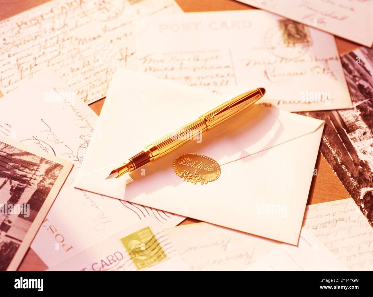 Fountain pen and letter Stock Photo - Alamy
