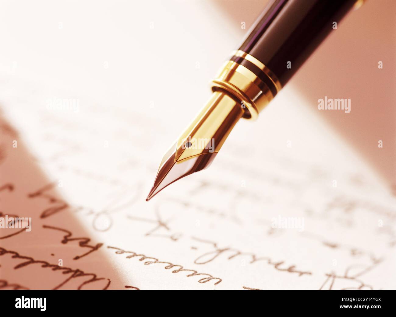Fountain pen and letter Stock Photo - Alamy