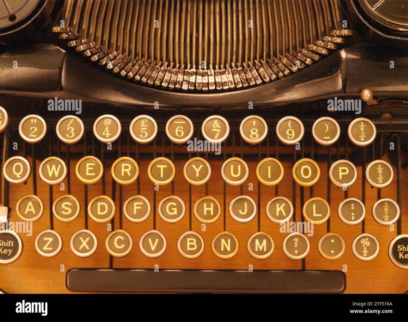 Typewriter era hi-res stock photography and images - Alamy