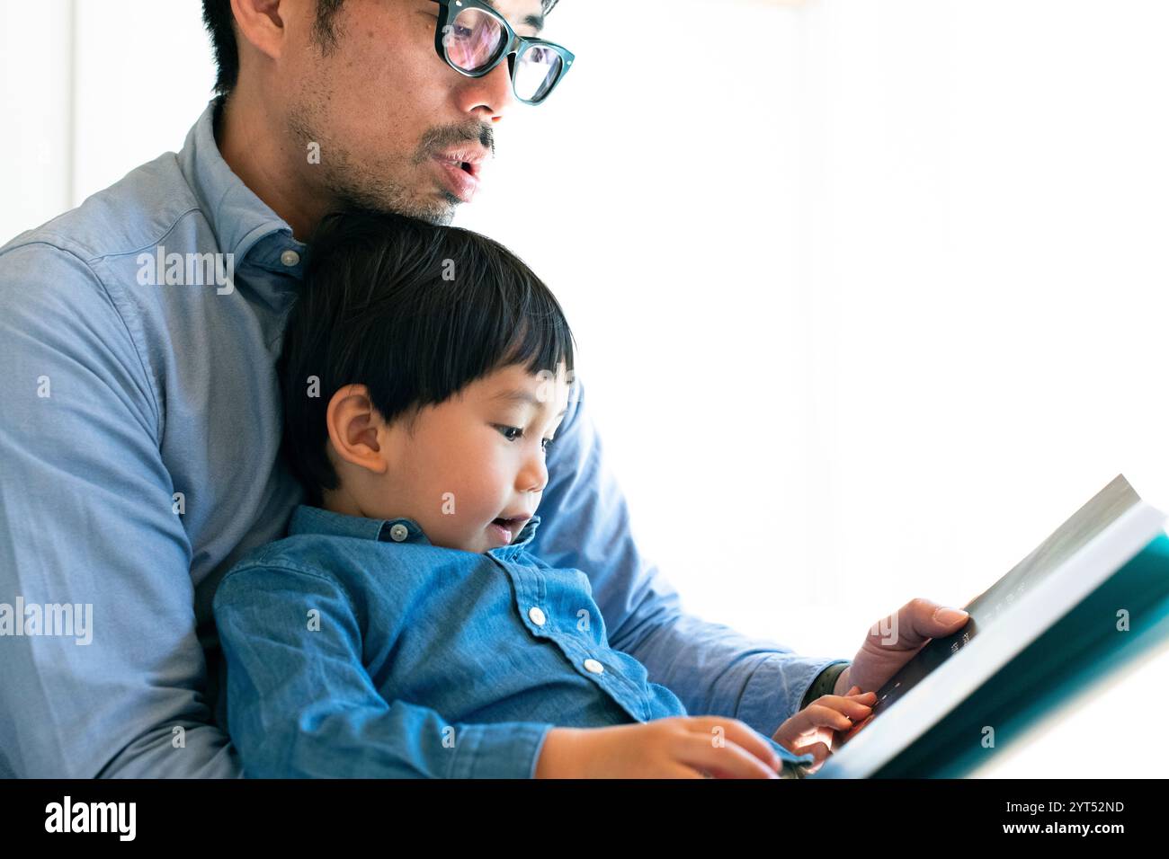 Children of other days hi-res stock photography and images - Alamy