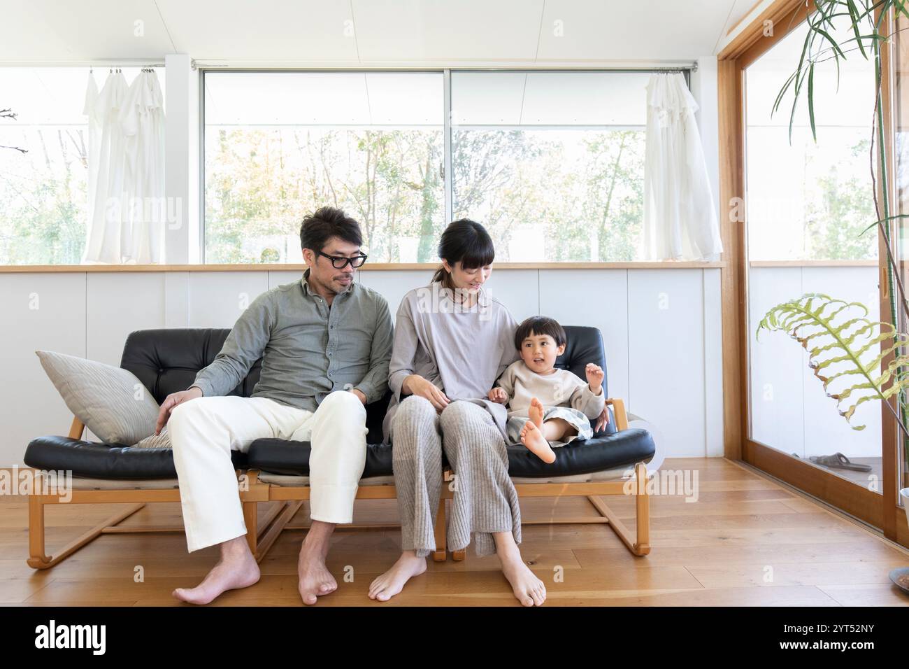 Father son enjoying building hi-res stock photography and images - Alamy