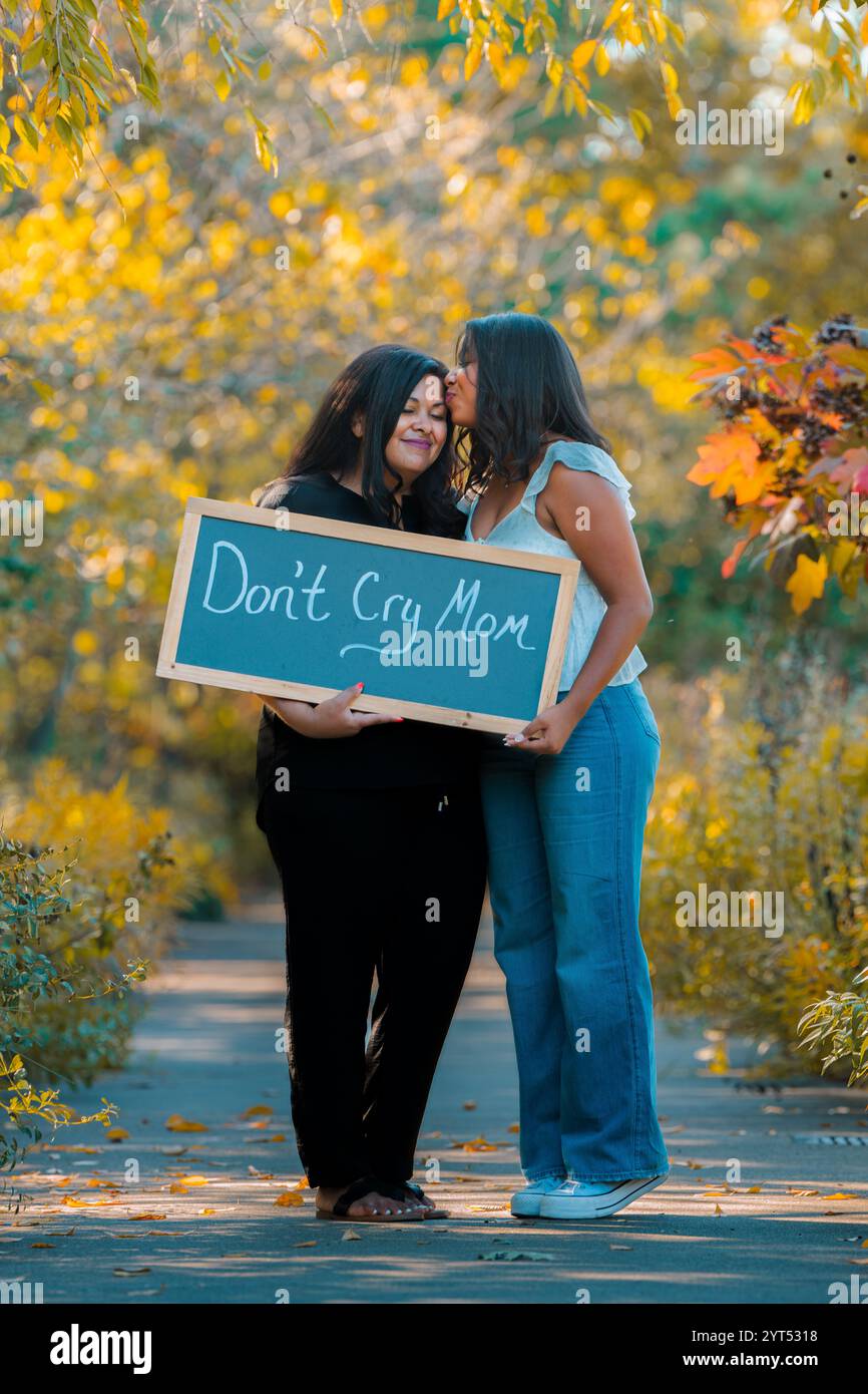 Mom and her daughter hi-res stock photography and images - Alamy
