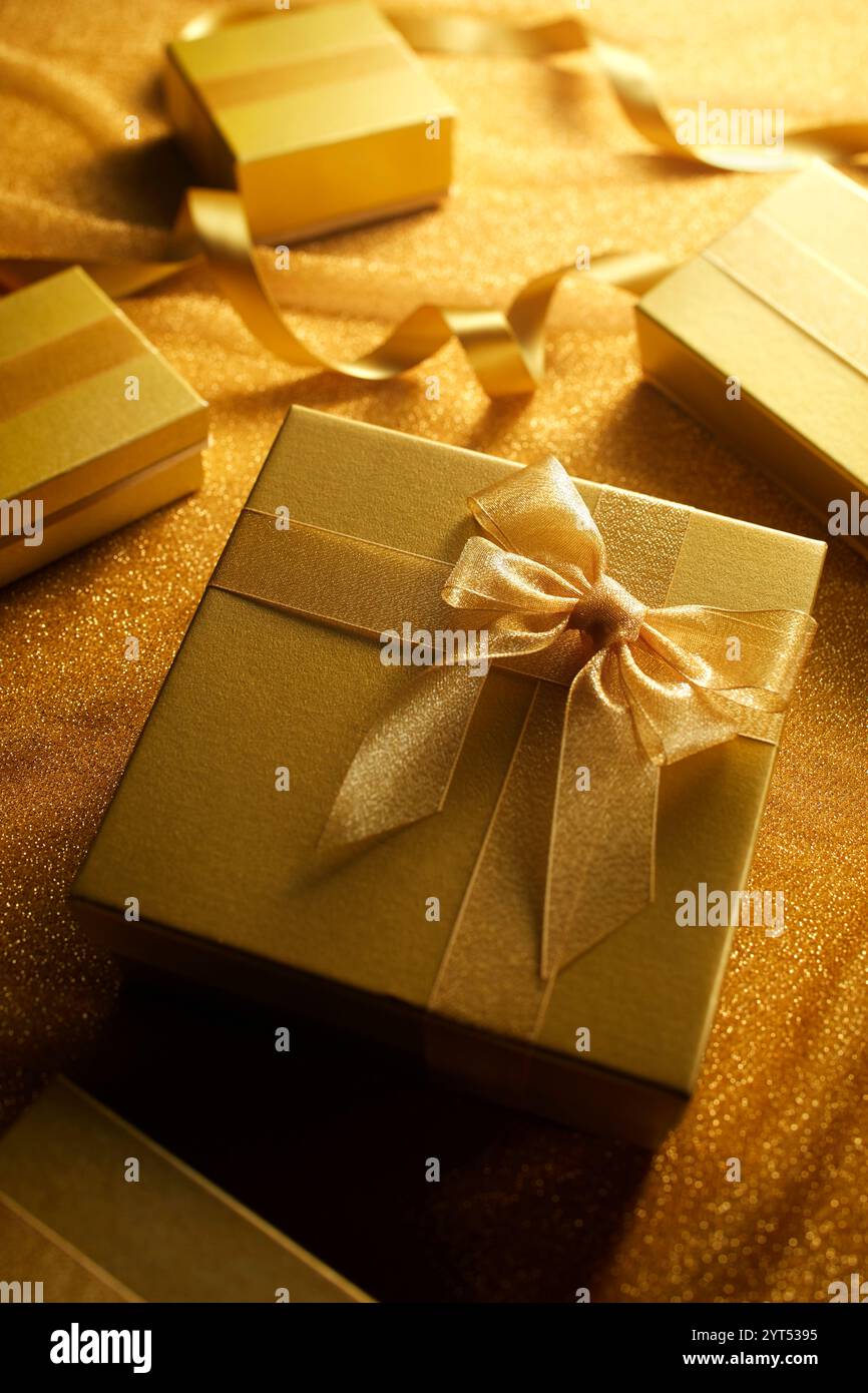 Gold Gift Box Stock Photo - Alamy