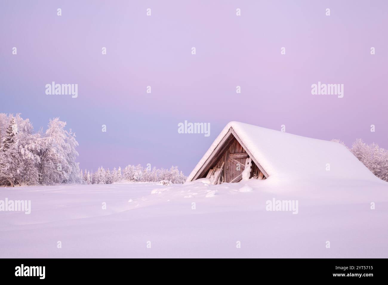 Old storage barn in Swedish Lapland Stock Photo - Alamy
