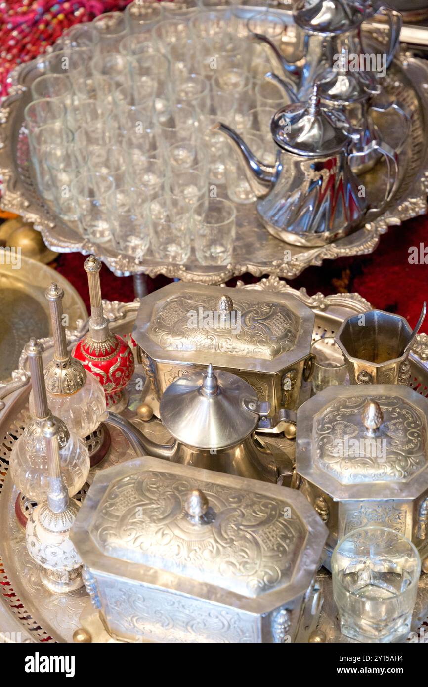 Set of mint tea Stock Photo - Alamy