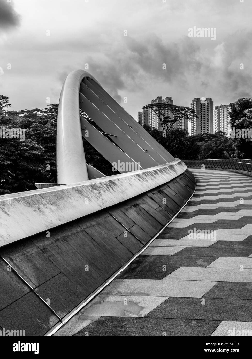 Pedestrian bridge of the Henderson Waves on Mount Faber in Singapore on ...