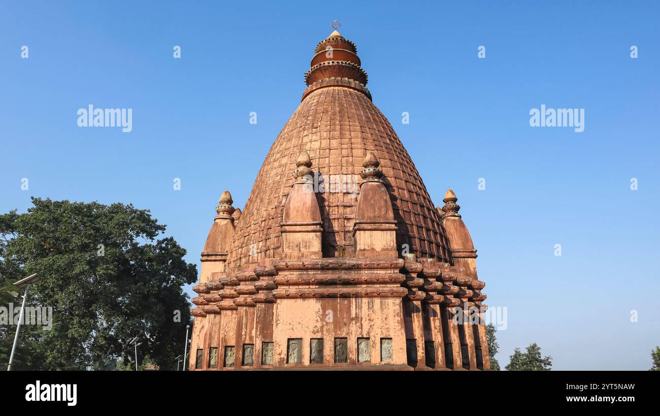 Intricate carvings on the Shikhara of Vishnu Dol, Sivasagar, Assam ...