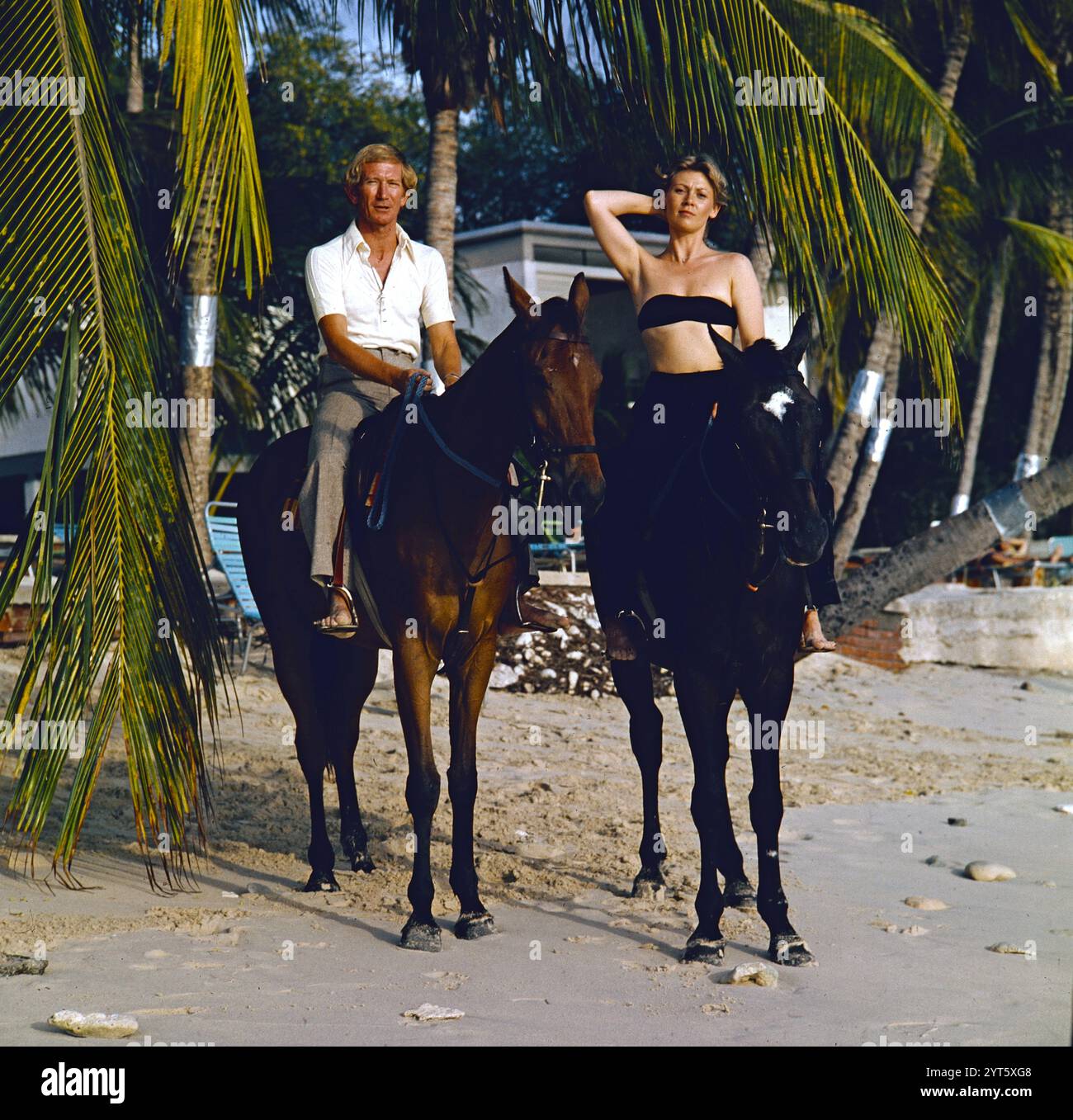 Gitte Haenning mit einem Freund beim Reiten auf der Karibikinsel ...