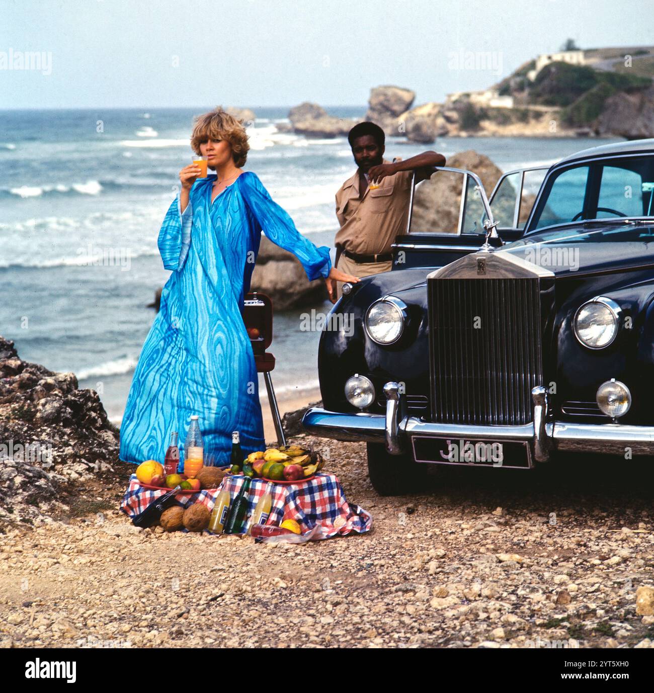 Gitte Haenning am Strand auf der Karibikinsel Barbados, circa 1981 ...
