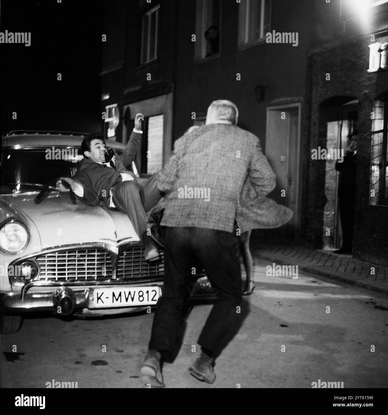 Strassenschlagerei hi-res stock photography and images - Alamy