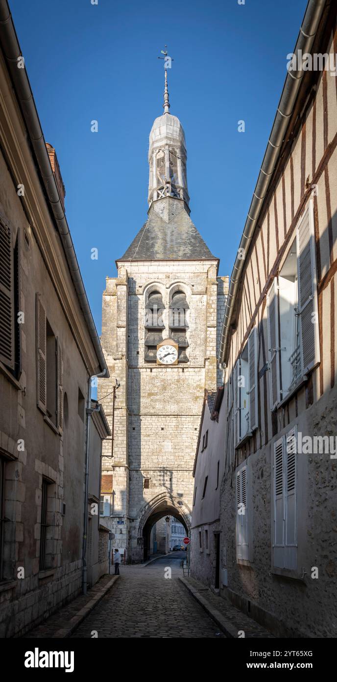 Provins, France - 09 01 2024: View the facade of The Notre-Dame-Du-Val ...
