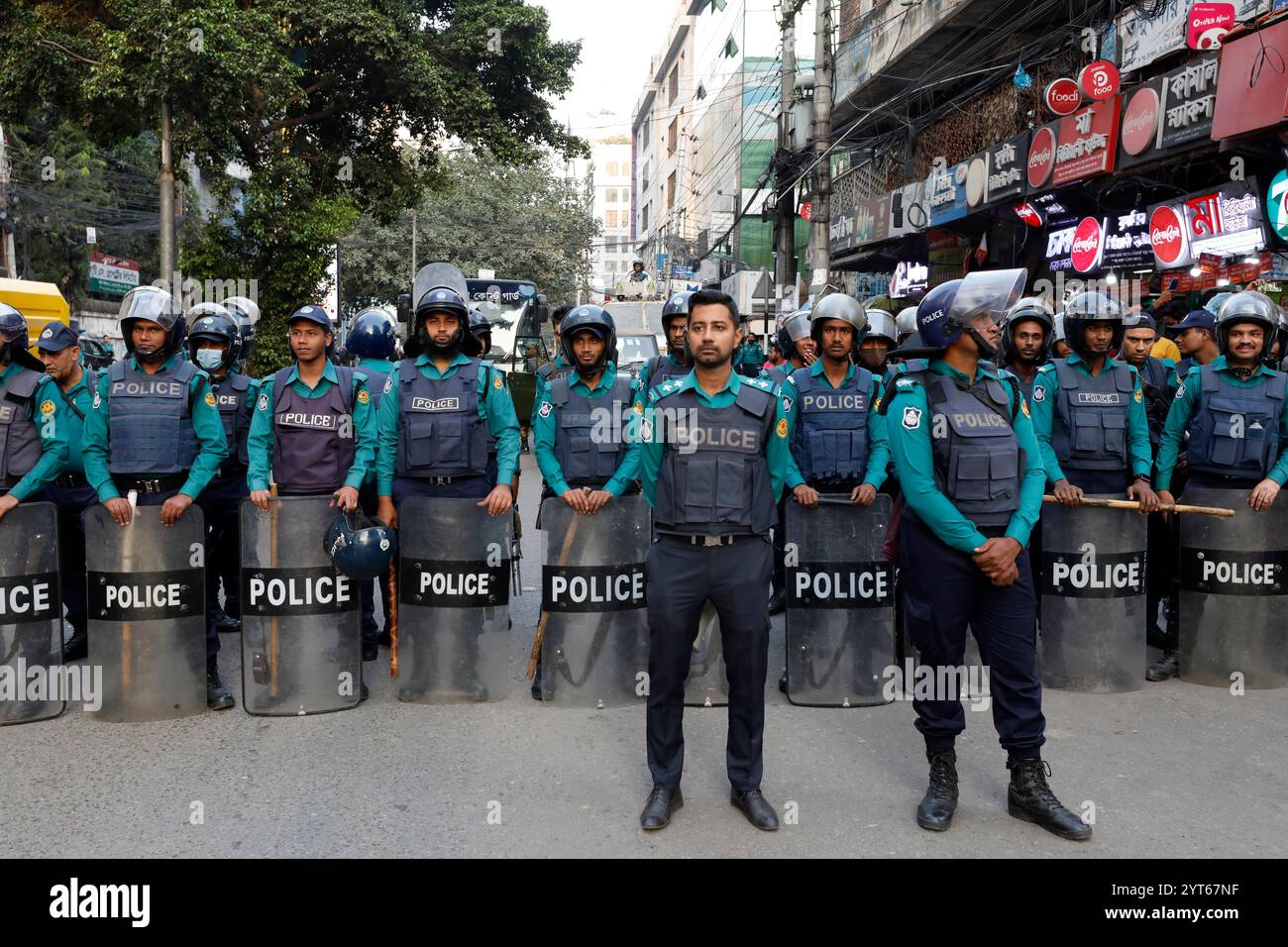 Bangladesh mission office hi-res stock photography and images - Alamy