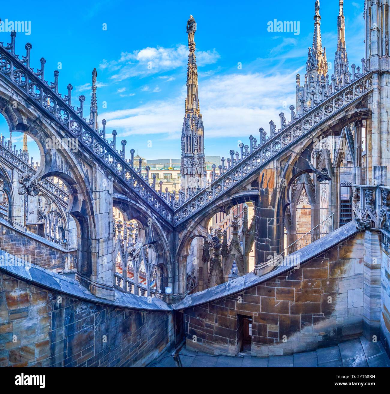 Buttresses milan cathedral hi-res stock photography and images - Alamy