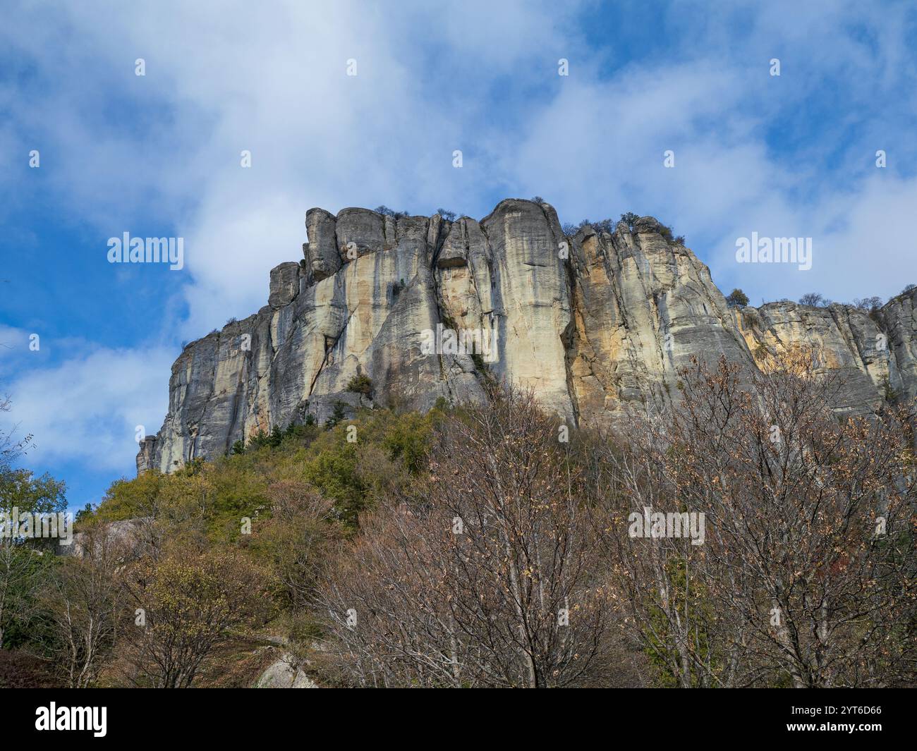 Bismantova Stone, Majestic Rock Formation in Italy Stock Photo - Alamy