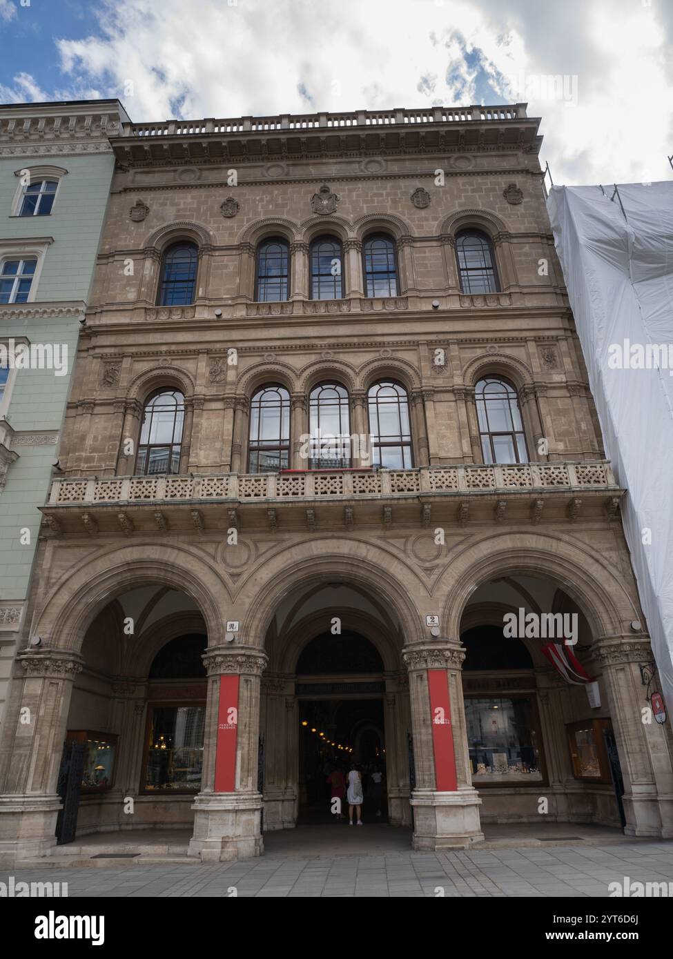 Austrian neo renaissance architecture hi-res stock photography and ...