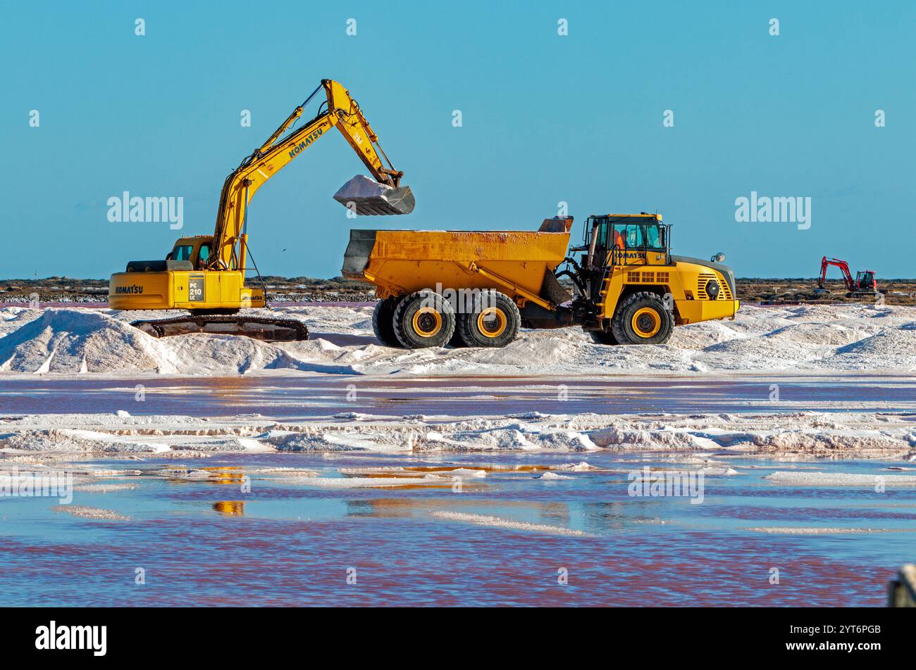 Salt harvesting at the Salin de l’ile St-Martin. Gruissan Saltworks ...