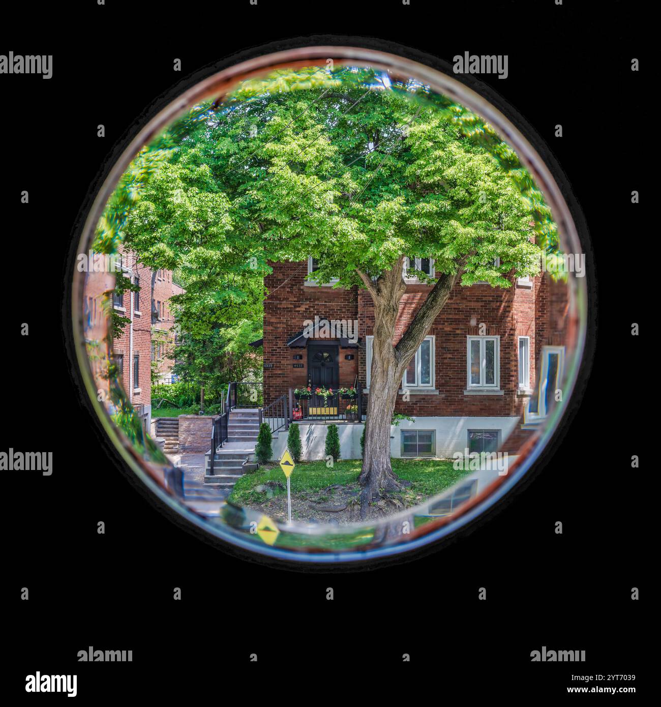 Barrel distortions hi-res stock photography and images - Alamy