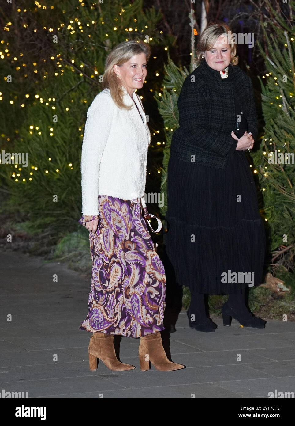 The Duchess of Edinburgh arrives for the Together At Christmas carol ...