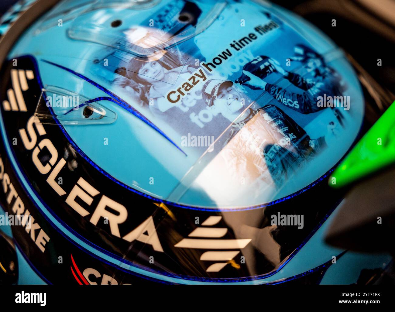 RUSSELL George (gbr), Mercedes AMG F1 Team W15, portrait helmet, casque ...