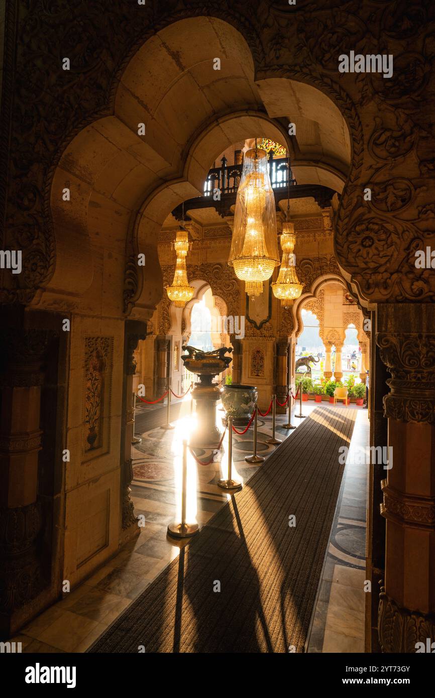 Motibaug Palace, Vadodara, Baroda, India Stock Photo - Alamy