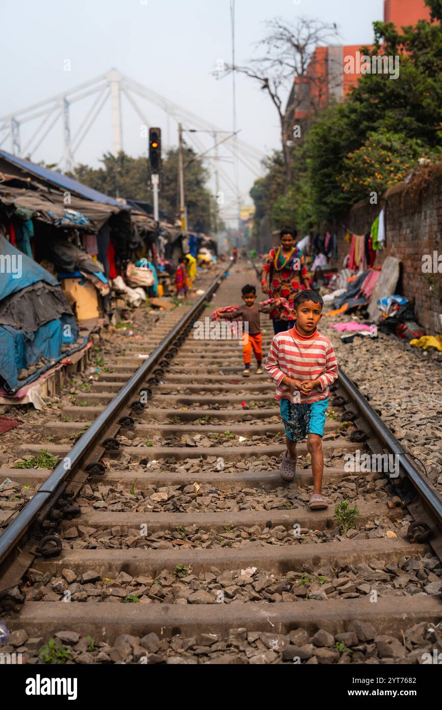 Calcutta street children hi-res stock photography and images - Alamy