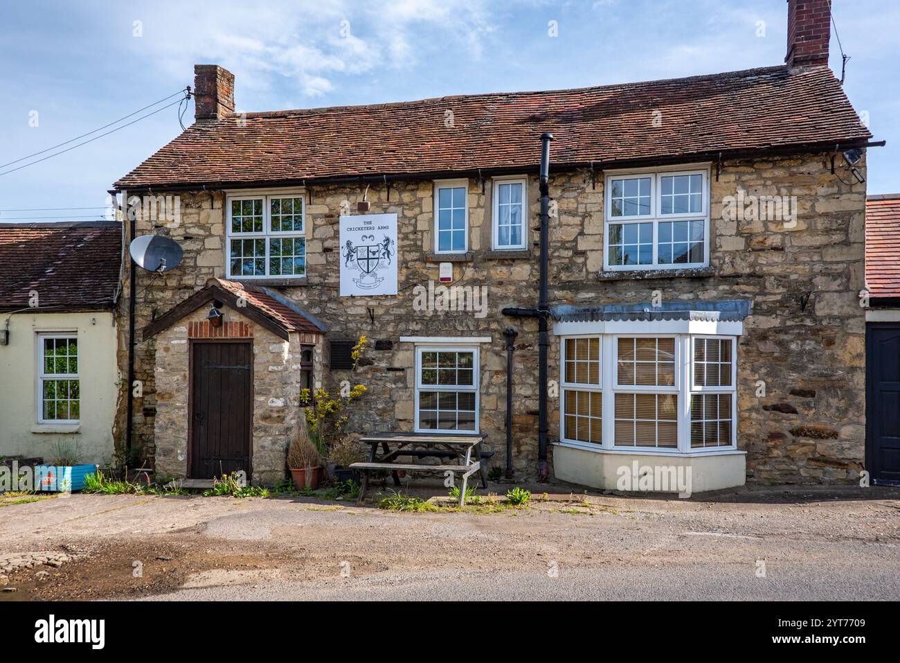 The Cricketer's Arms pub, Littleworth, near Oxford, is now disused ...