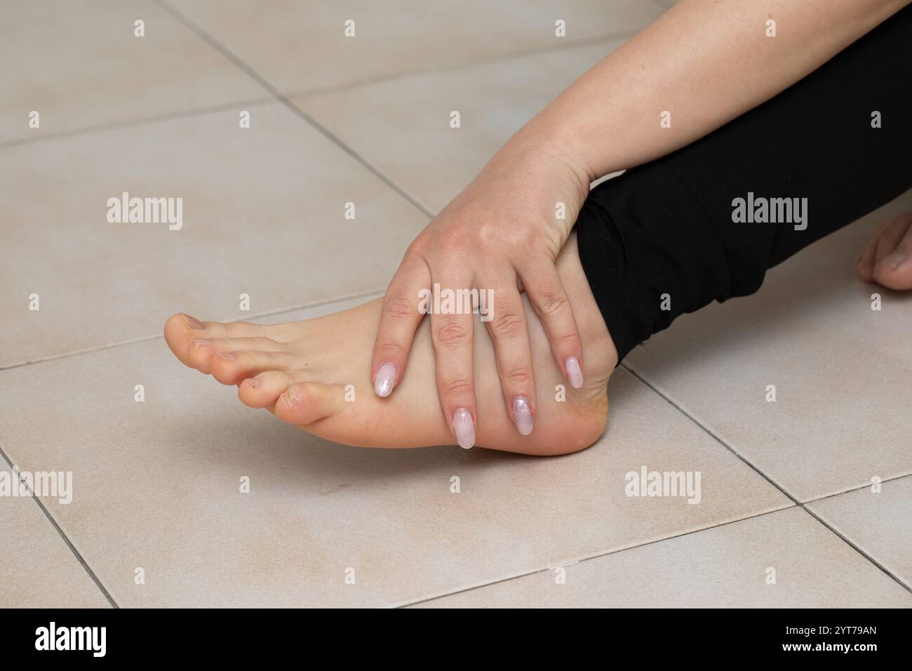 Close up toes massage after hi-res stock photography and images - Alamy