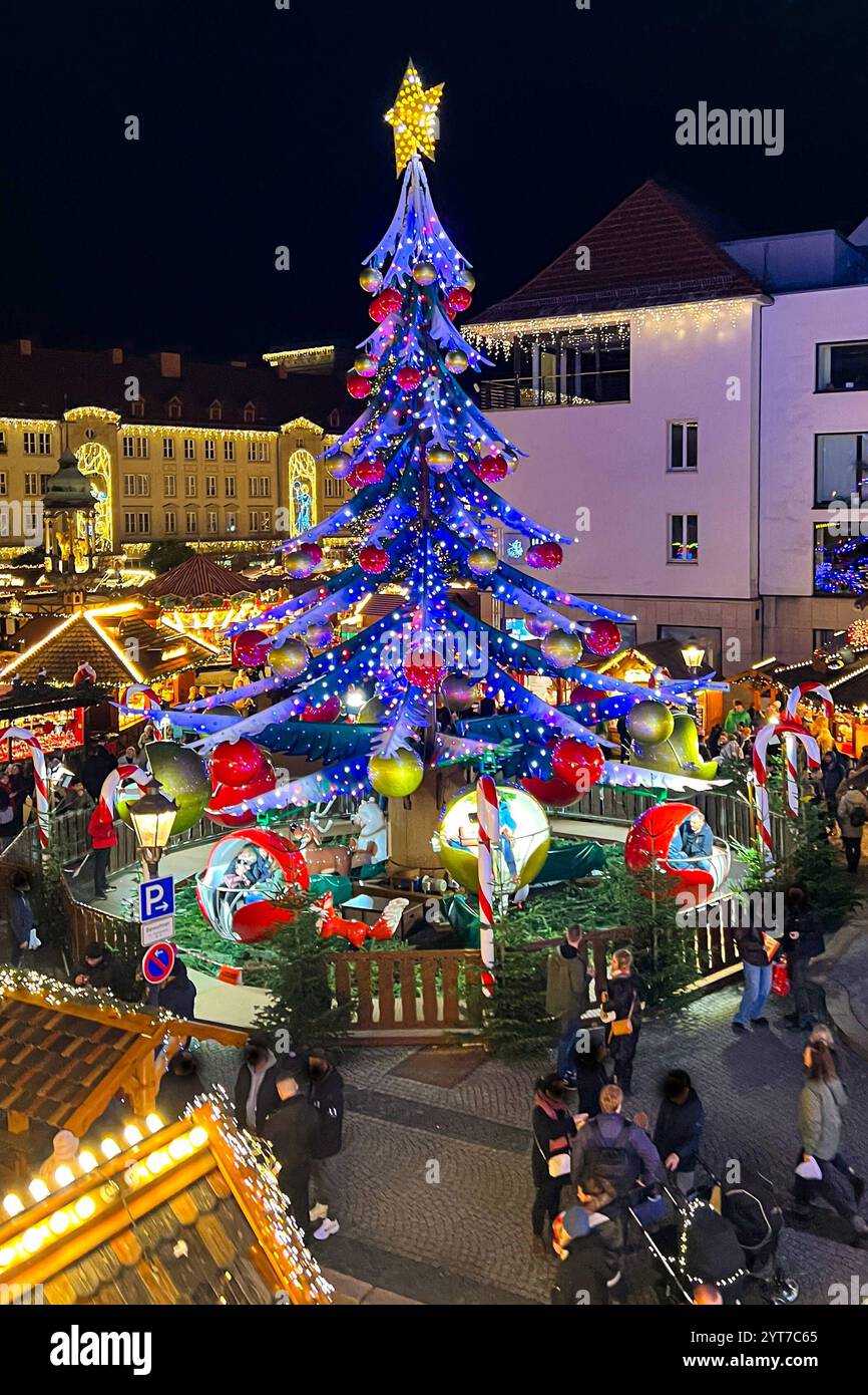 Weihnachtsmarkt 2024 in Magdeburg Sachsen Anhalt *** Christmas market ...