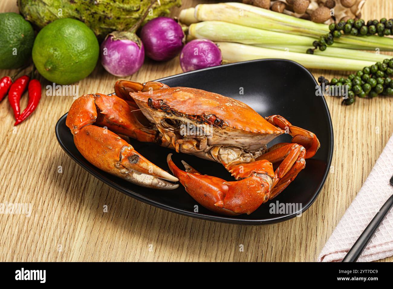 Delicous luxury steamed red crab in the plate Stock Photo - Alamy