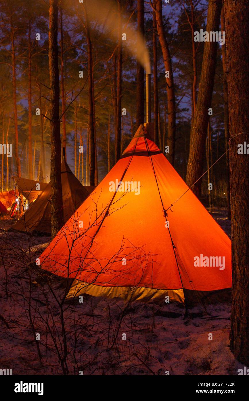 Tent in the forest hi-res stock photography and images - Alamy