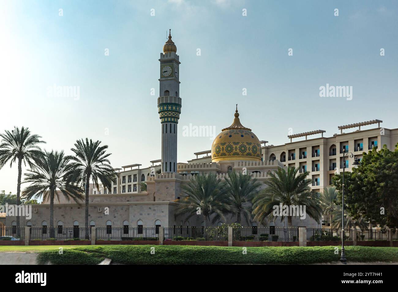 Asma Bint Alawi Mosque, Mosque, Muscat, Muscat, Oman, Arabian Peninsula ...