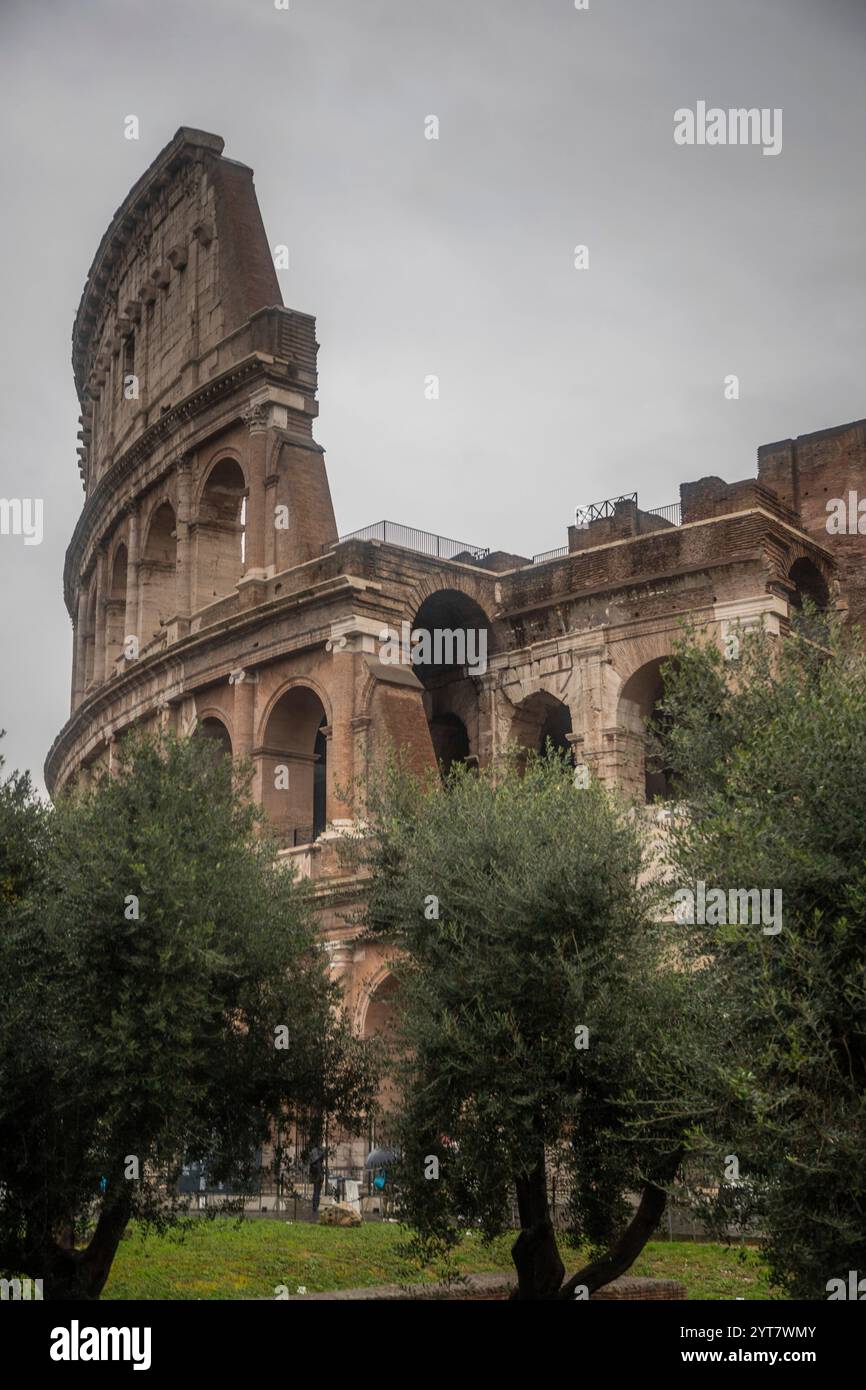 Colosseum in rome sunset time hi-res stock photography and images - Alamy