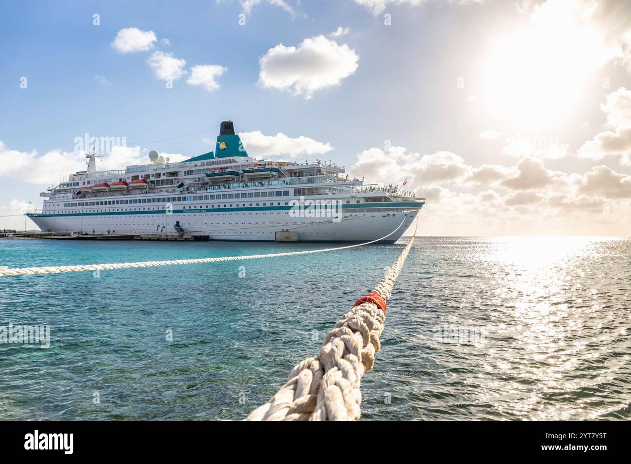 Cruise Ship Wallpapers Anchored Modern Cruise Ship Anchored In The