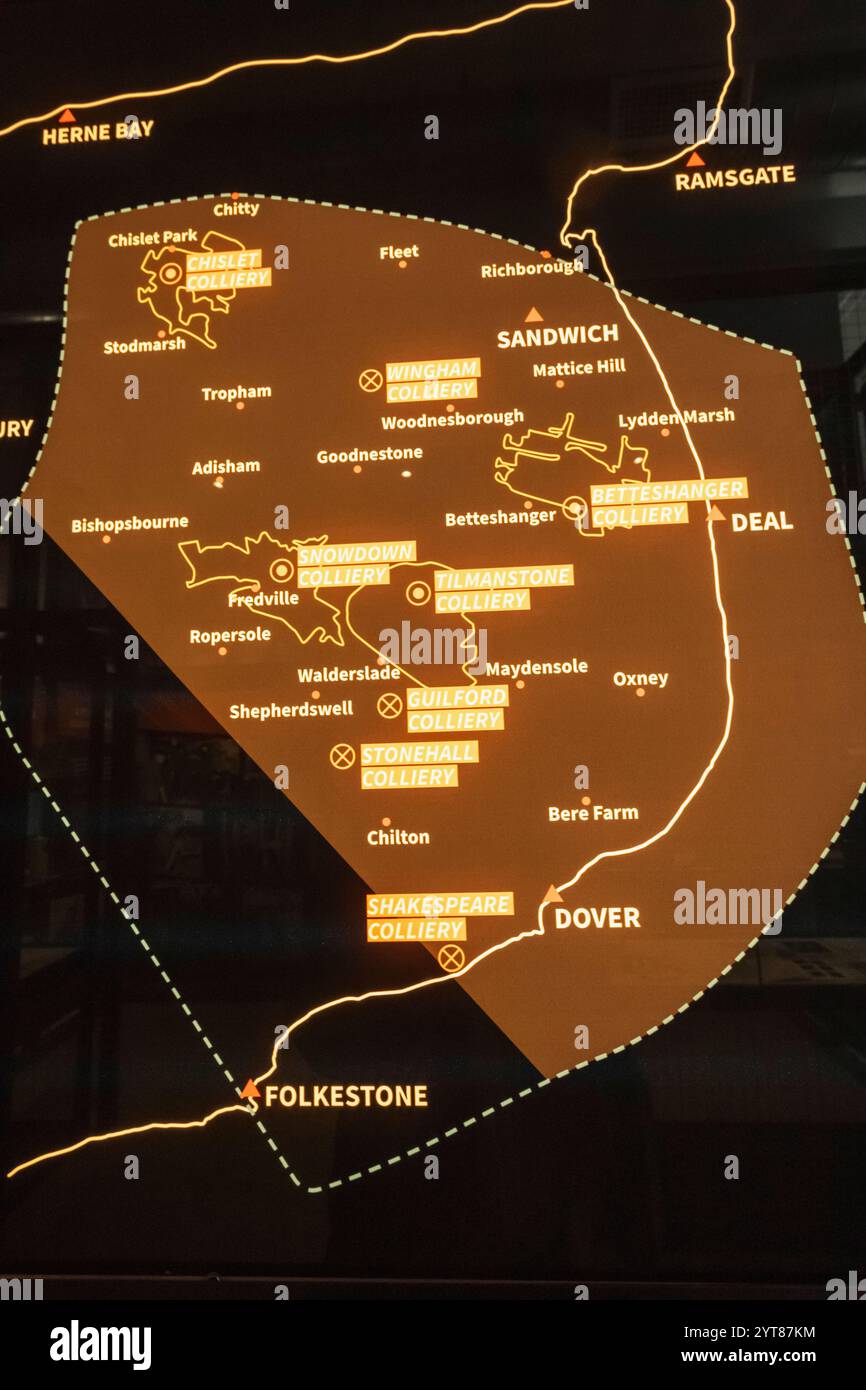 England historical map hi-res stock photography and images - Alamy