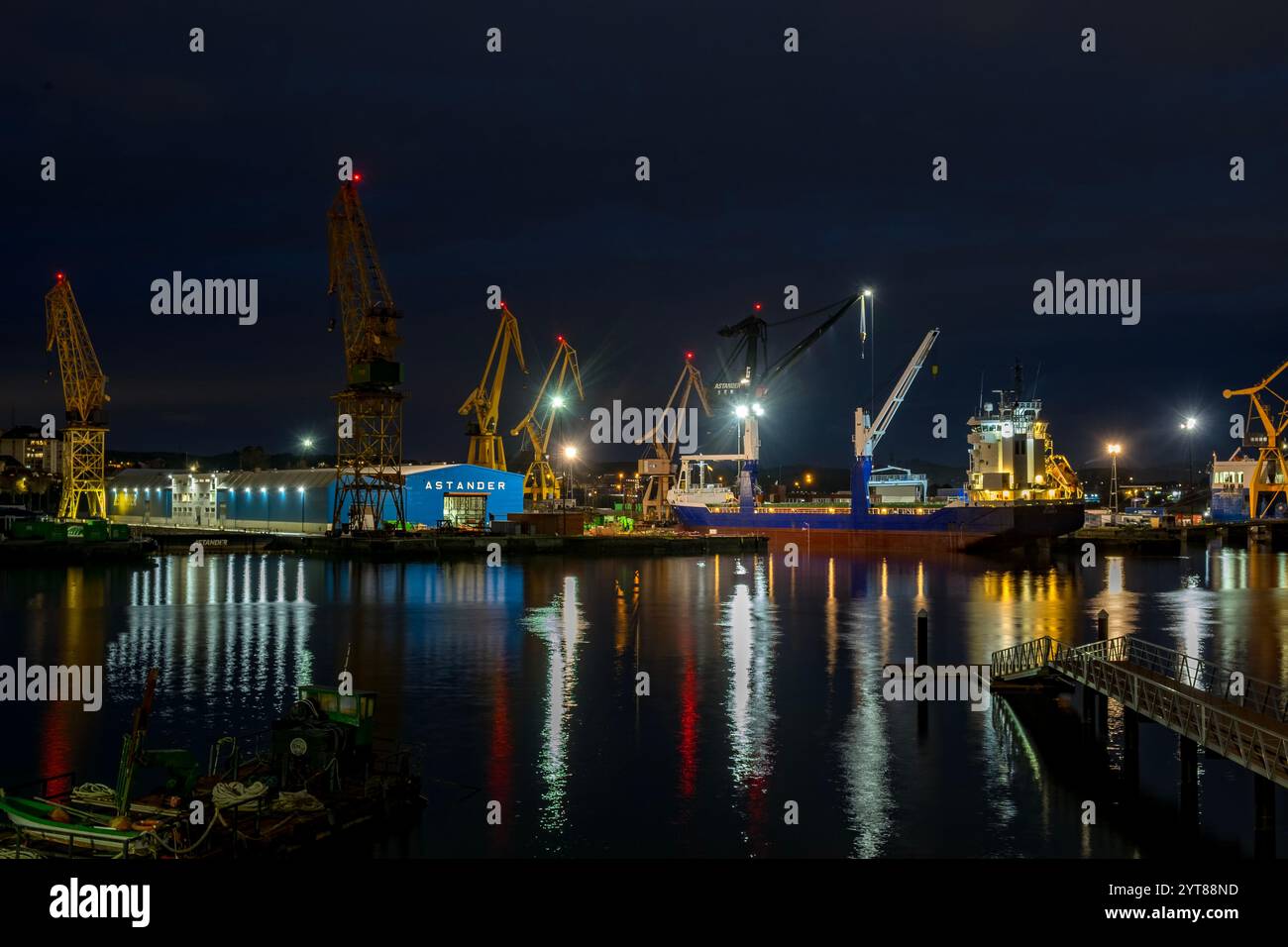 Old naval shipyard hi-res stock photography and images - Alamy