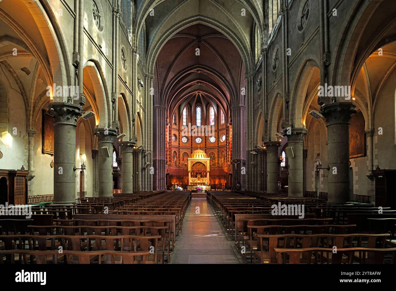Interior church saint martin hi-res stock photography and images - Alamy