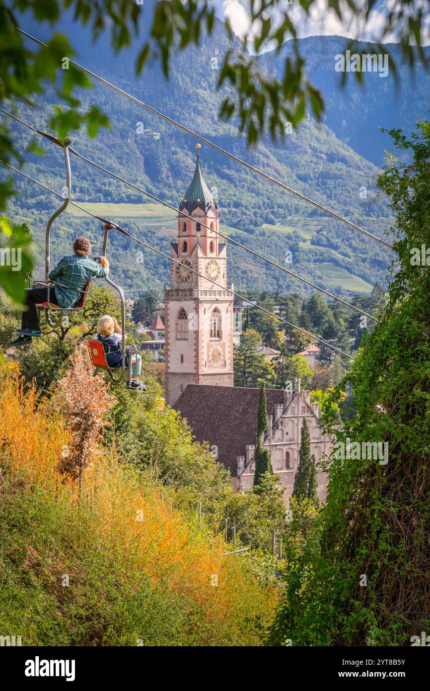 Chairlift dorf tirol hi-res stock photography and images - Alamy