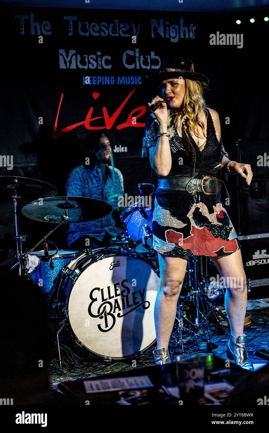 Elles Bailey Live Stock Photo - Alamy
